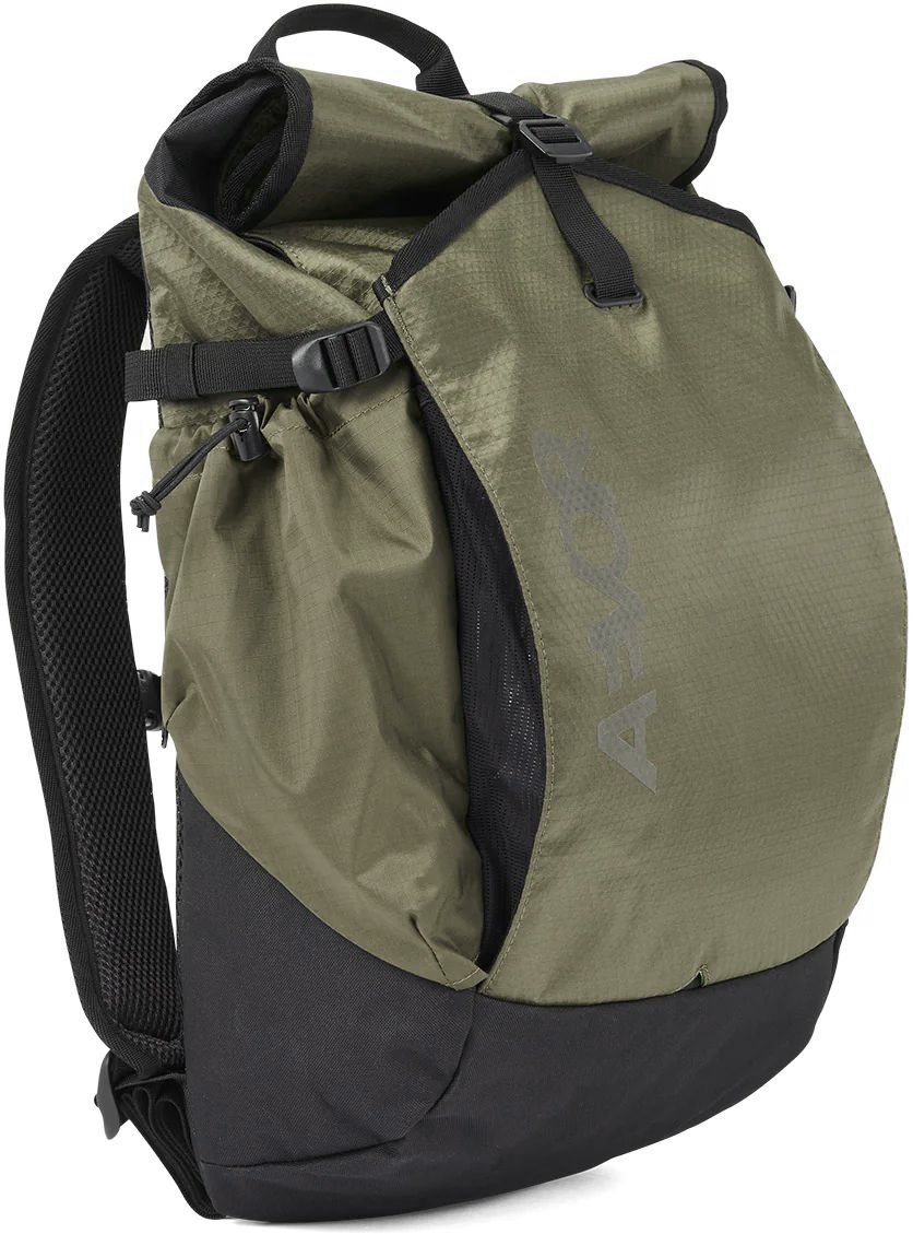 Batoh Aevor Roll Pack Proof olive gold 28 l | Boardmania.cz